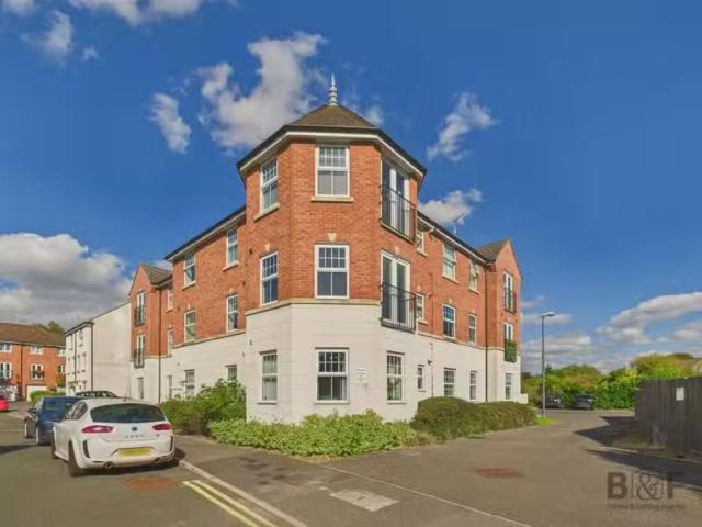 2 bedroom flat for rent in Old Quarry Gardens, Mangotsfield, B.