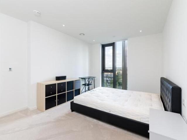 2 bedroom flat for rent in One The Elephant, St Gabriel Walk, Elephant & Castle, London, SE1 6FA, SE1