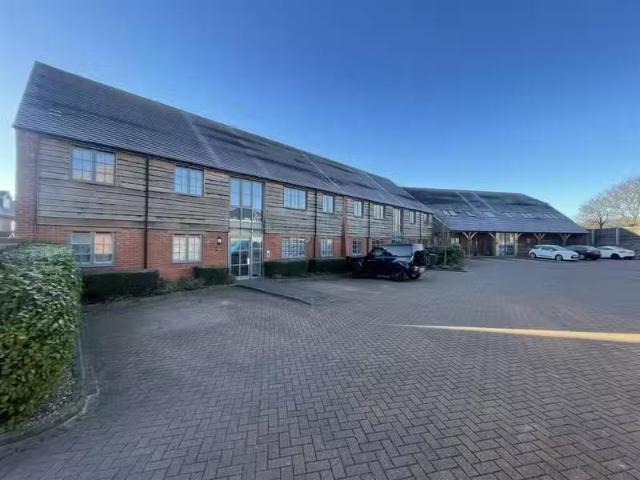 2 bedroom flat for rent in Osprey Close, Upton, BH16
