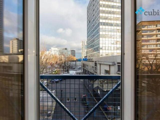 2 bedroom flat for rent in Oswin Street, London, SE11