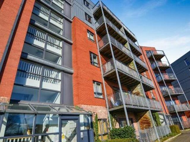 2 Bedroom Flat For Rent In Openshaw, Manchester