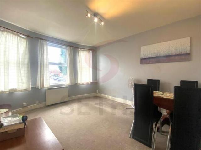 2 bedroom flat for rent in Orange Street, Wigston, Leicester, LE18