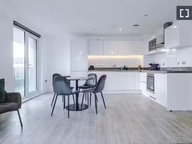 2 bedroom flat for rent in Ordsall, Manchester