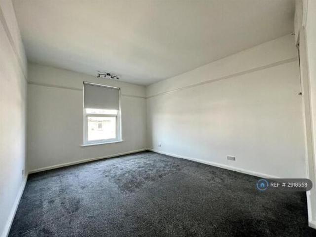 2 bedroom flat for rent in Oriel Road, Portsmouth, PO2