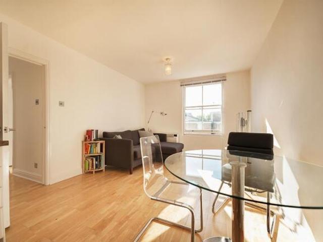2 bedroom flat for rent in Orsett Terrace, London, W2