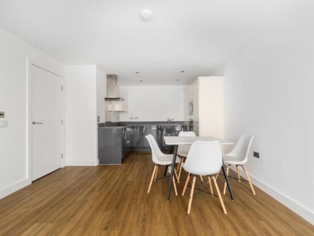 2 bedroom flat for rent in Orwell Court, Jerrard Street SE13