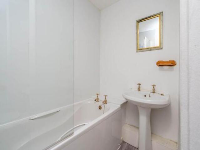2 bedroom flat for rent in Orwell Place, Dalry, Edinburgh, EH11