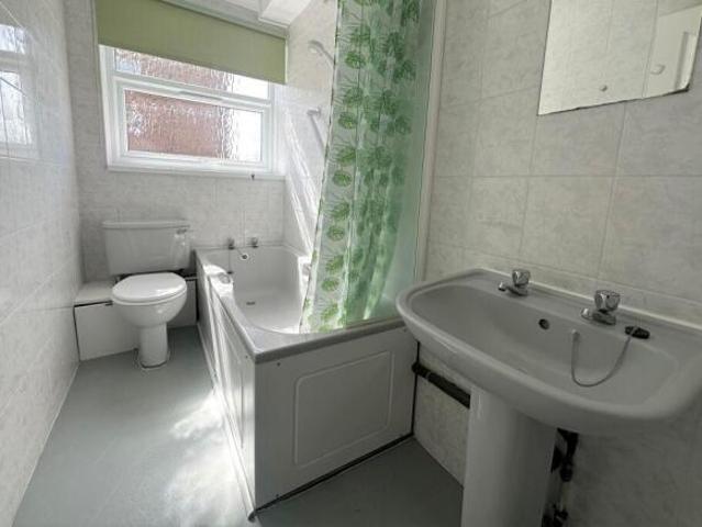 2 bedroom flat for rent in Outram Road, Southsea Unfurnished, PO5