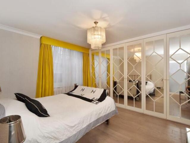 2 bedroom flat for rent in Ovington Square, Kensington and Chelsea, London, SW3