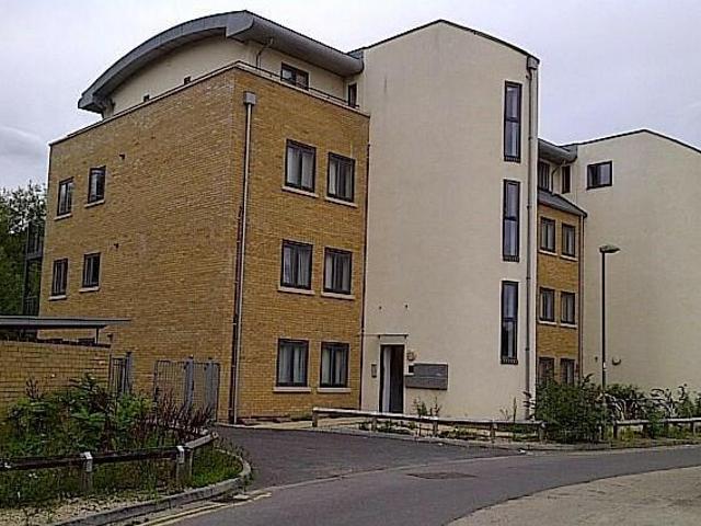 2 Bedroom Flat For Rent In Oxford