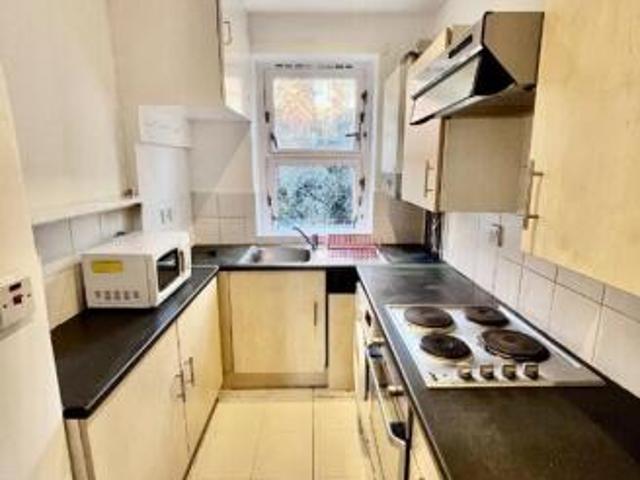2 bedroom flat for rent in P2163 Norham Street, Shawlands, G41