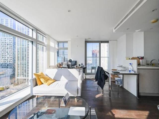 2 bedroom flat for rent in Pan Peninsula Square, Docklands, London, E14