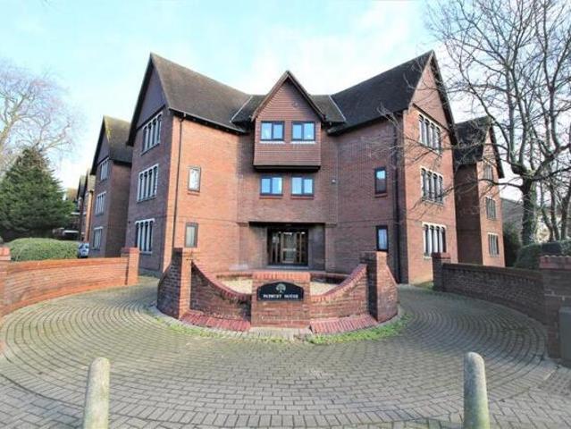 2 bedroom flat for rent in Padbury House, Bromham Road, MK40 2JU, MK40