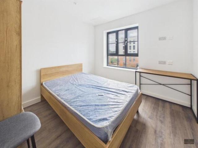 2 bedroom flat for rent in Paintworks, Arnos Vale, Bristol, BS4