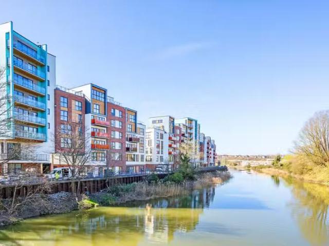 2 bedroom flat for rent in Paintworks, Arnos Vale, BS4