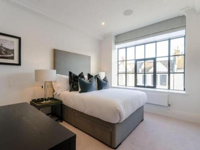 2 bedroom flat for rent in Palace Wharf, Hammersmith, London, W6