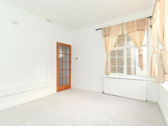 2 bedroom flat for rent in Palm Bay Court, 11 Palm Bay Avenue, Margate, Kent, CT9