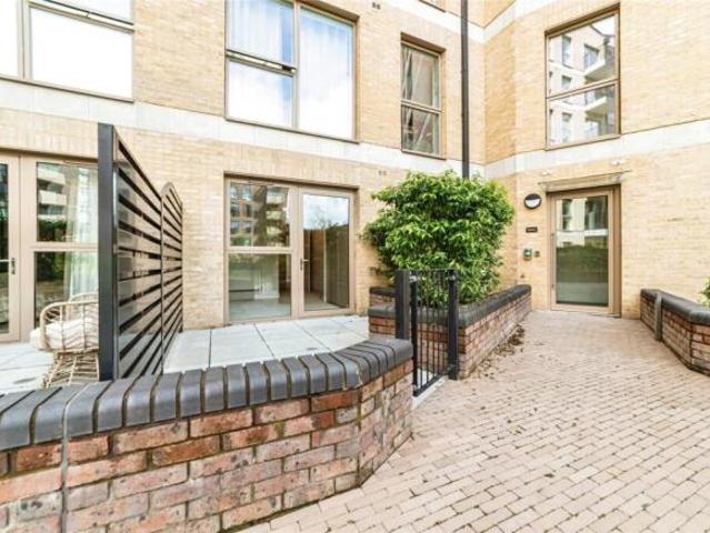 2 bedroom flat for rent in Palmer Street, Reading, Berkshire, RG1