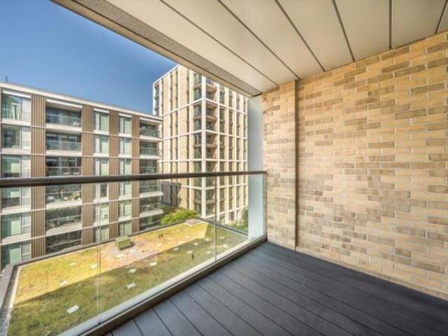 2 bedroom flat for rent in Palmer Road, Clapham, SW11