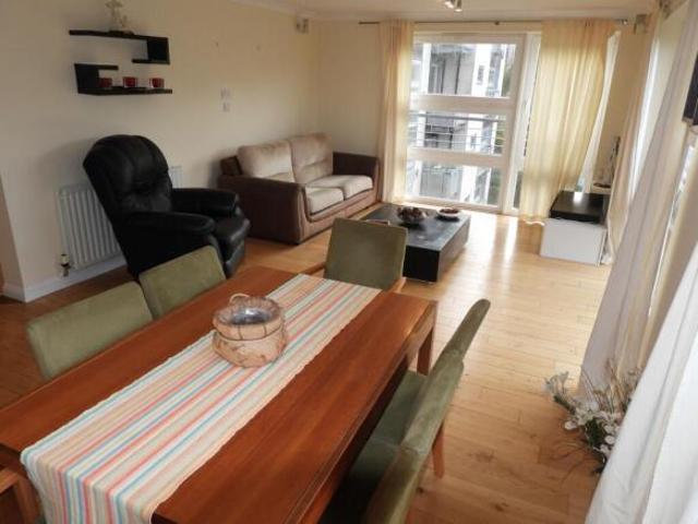 2 bedroom flat for rent in Partick Bridge Street, Glasgow, G11 6PQ, G11