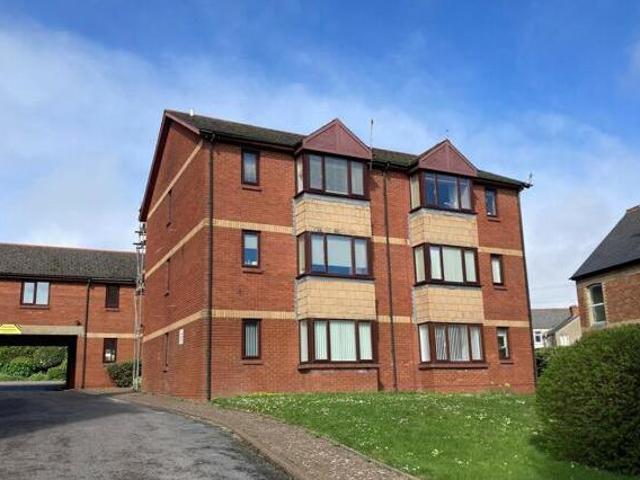 2 Bedroom Flat For Rent In Park Road, Barry