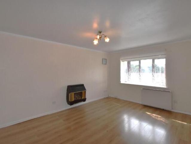 2 bedroom flat for rent in Park Road, Hull, HU3