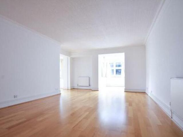 2 Bedroom Flat For Rent In Park Road, St. John´s Wood