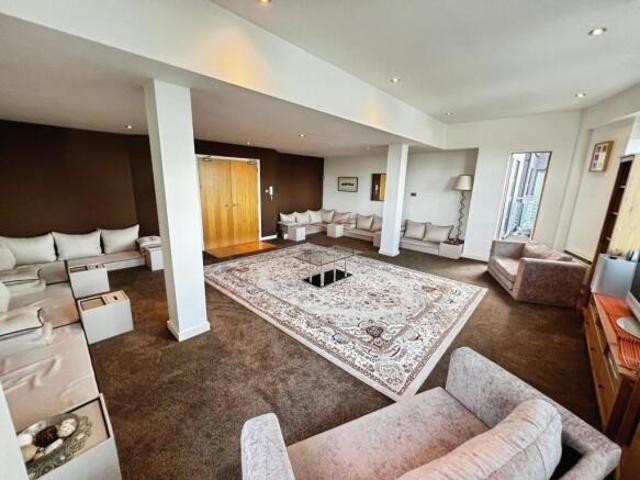 2 bedroom flat for rent in Park Row, Leeds, West Yorkshire, UK, LS1