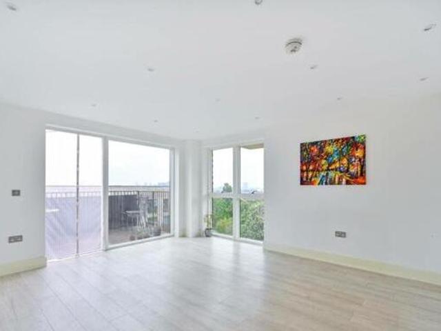 2 Bedroom Flat For Rent In Park Royal, London
