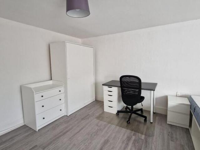 2 bedroom flat for rent in Park Street, Bristol, BS1