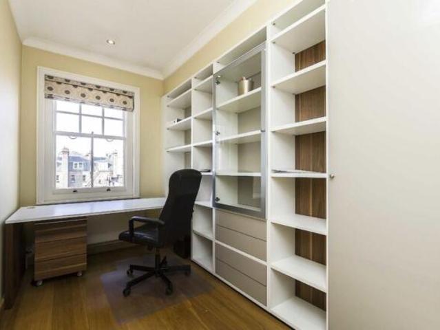 2 bedroom flat for rent in Park Street, Mayfair, W1K