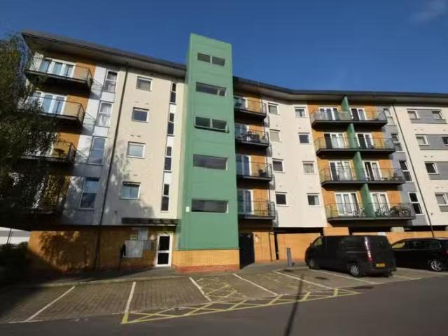 2 bedroom flat for rent in Parkhouse Court, Hatfield, AL10