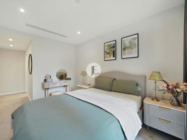 2 bedroom flat for rent in Parkland Walk, London, SW6