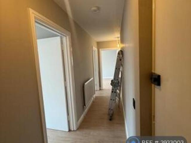 2 bedroom flat for rent in Parkside Crescent, London, N7