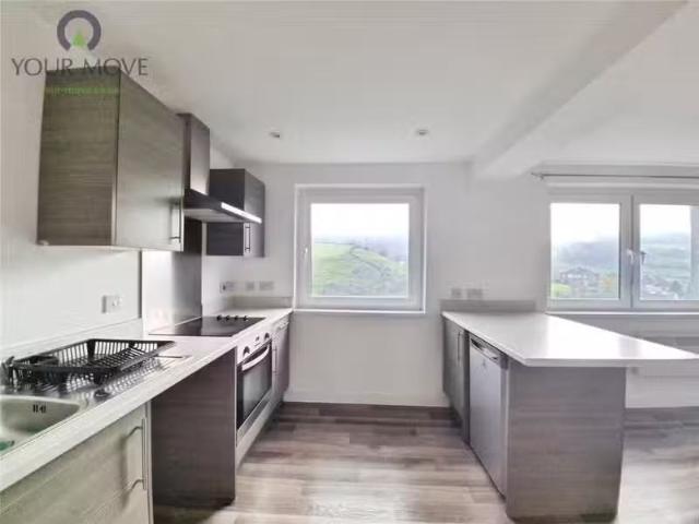 2 bedroom flat for rent in Parkwood Rise, Keighley, West Yorks.