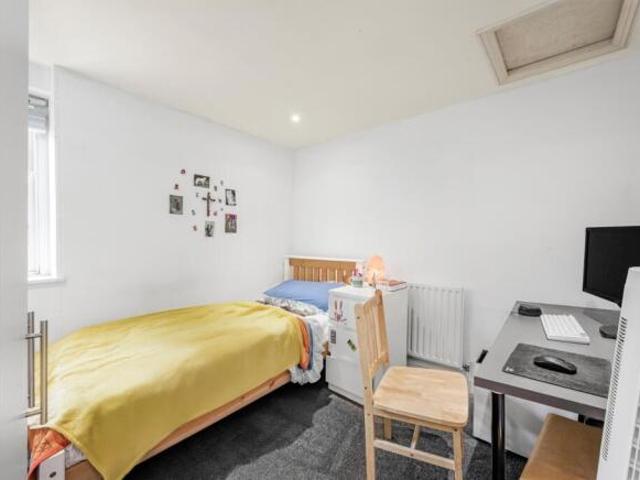 2 bedroom flat for rent in Parkway, Camden, NW1