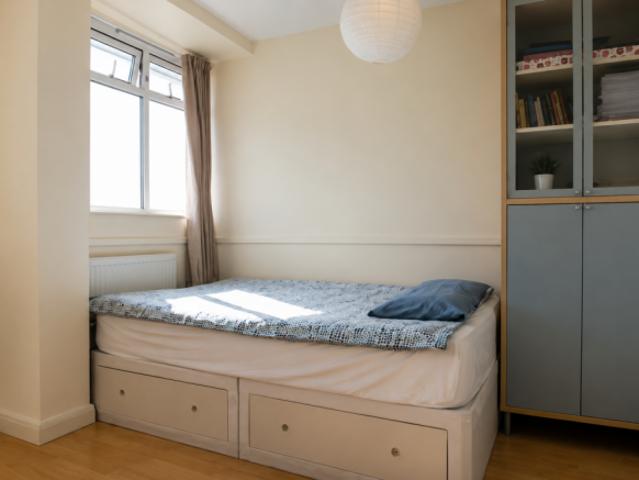 2 bedroom flat for rent in Parmoor Court, Gee Street, London, EC1V