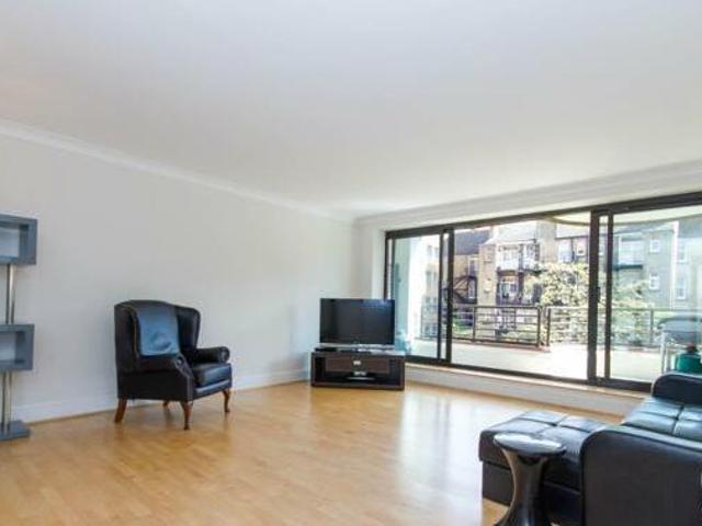 2 Bedroom Flat For Rent In Pembroke Road, Kensington