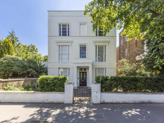2 bedroom flat for rent in Pembridge Villas London W11