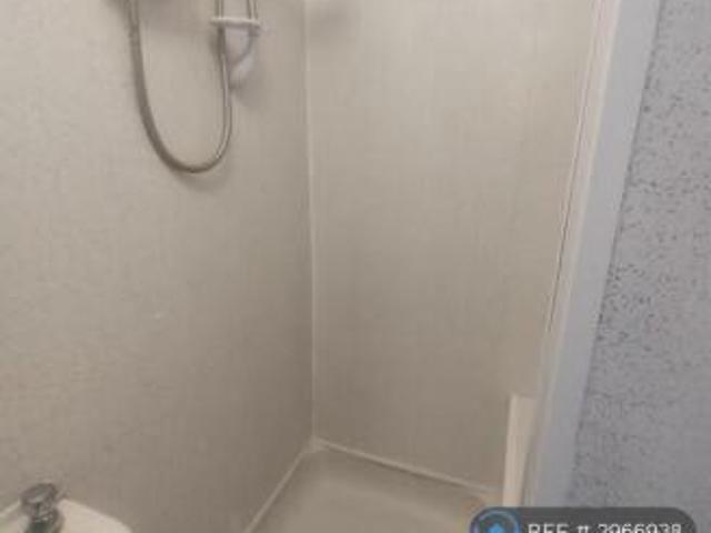 2 bedroom flat for rent in Pentillie Road, Plymouth, PL4