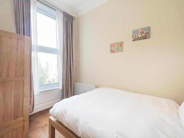 2 bedroom flat for rent in Penywern Road, Earls Court, SW5