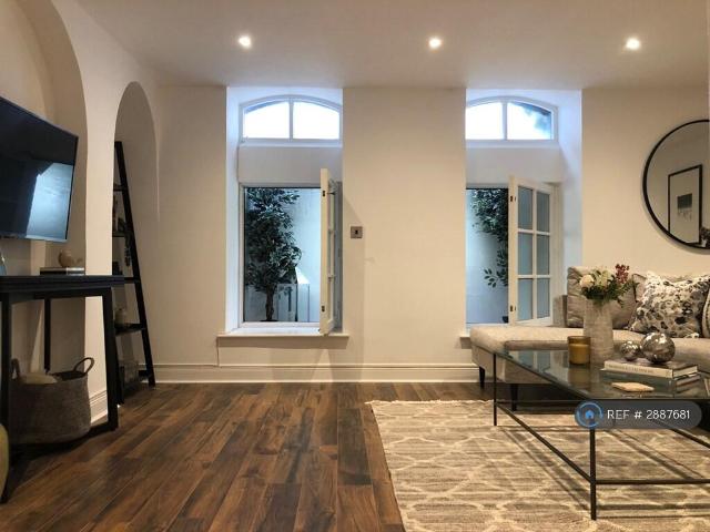 2 bedroom flat for rent in Pennyfarthing House, Winchester, SO23