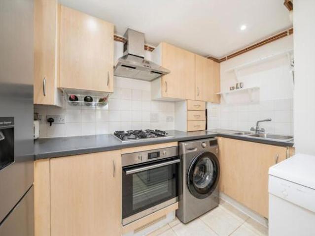 2 bedroom flat for rent in Peckham Rye, Peckham, SE15