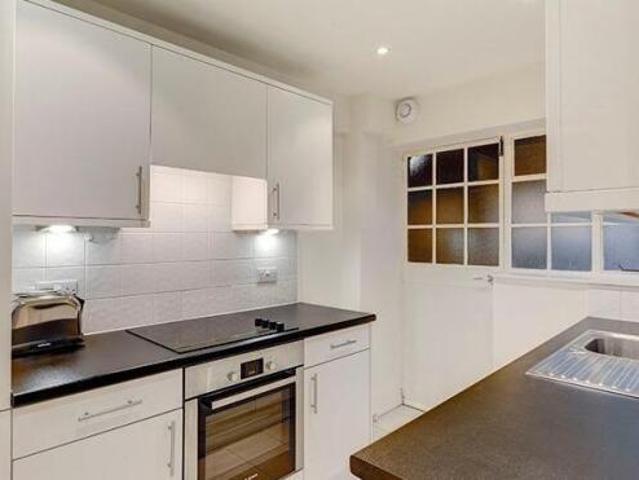 2 bedroom flat for rent in Pelham Court, Fulham Road, Chelsea, London SW3