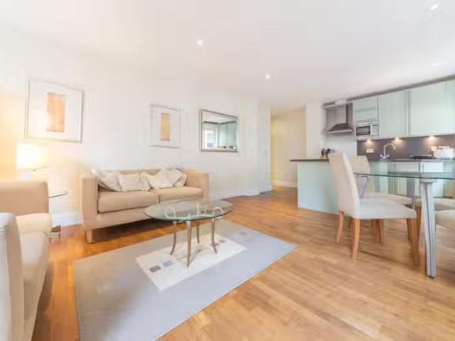 2 bedroom flat for rent in Pepys Street, Tower Hill, EC3N