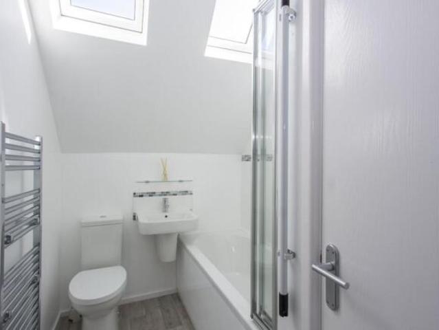 2 bedroom flat for rent in Percy Road, Boscombe Spa, BH5