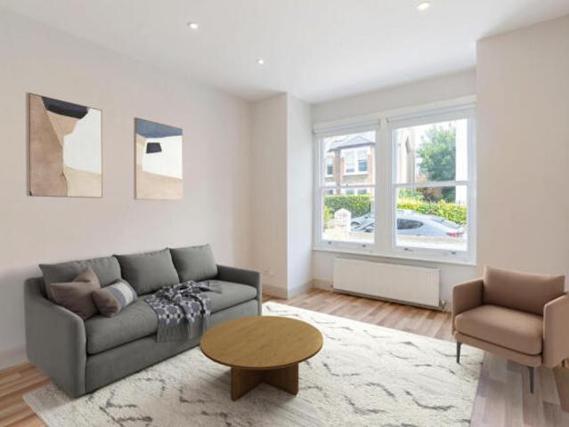 2 bedroom flat for rent in Percy Road, LONDON, W12 9PX, W12