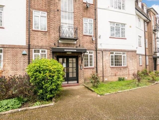 2 bedroom flat for rent in Perry Vale, Forest Hill, London, SE23