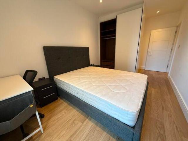 2 bedroom flat for rent in Pershore Street, Birmingham, B5