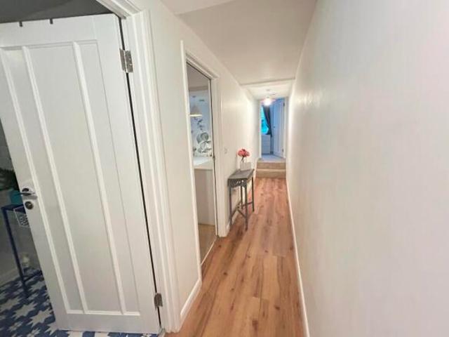 2 bedroom flat for rent in Pevensey Road, Eastbourne, BN22